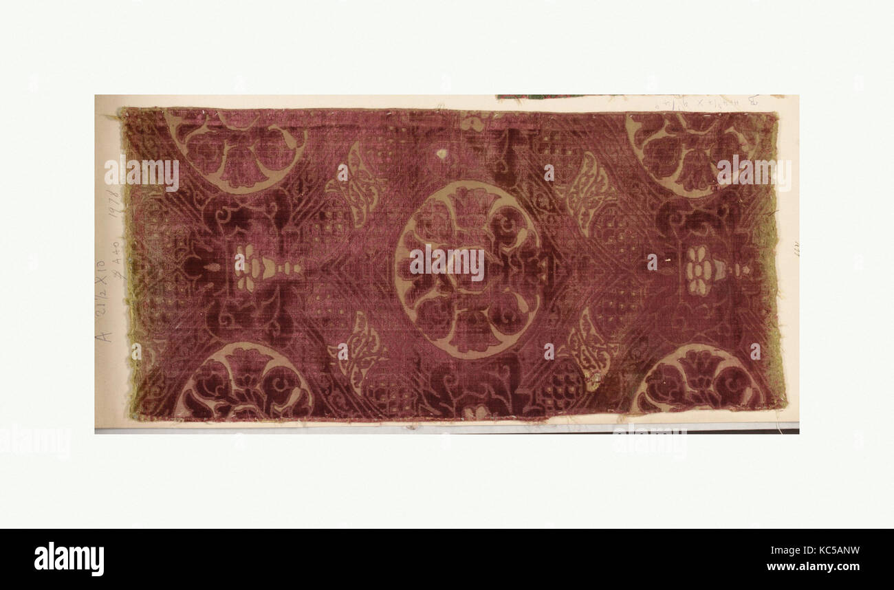 Fragment, late 16th century, Italian (Genoa?), Silk, Overall: 21 3/4 x ...