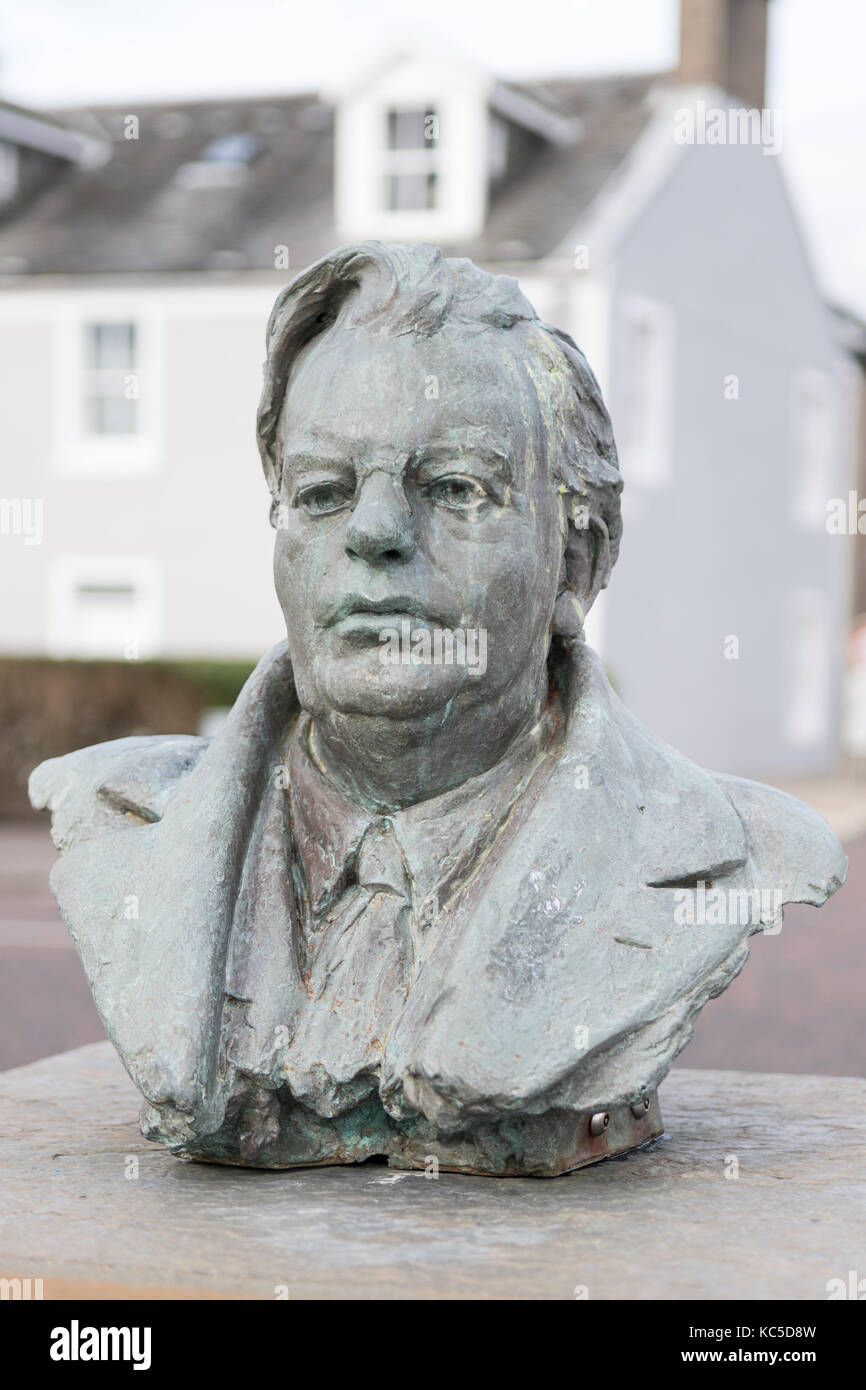John Logie Baird bust in Helensburgh, Scotland, UK Stock Photo - Alamy