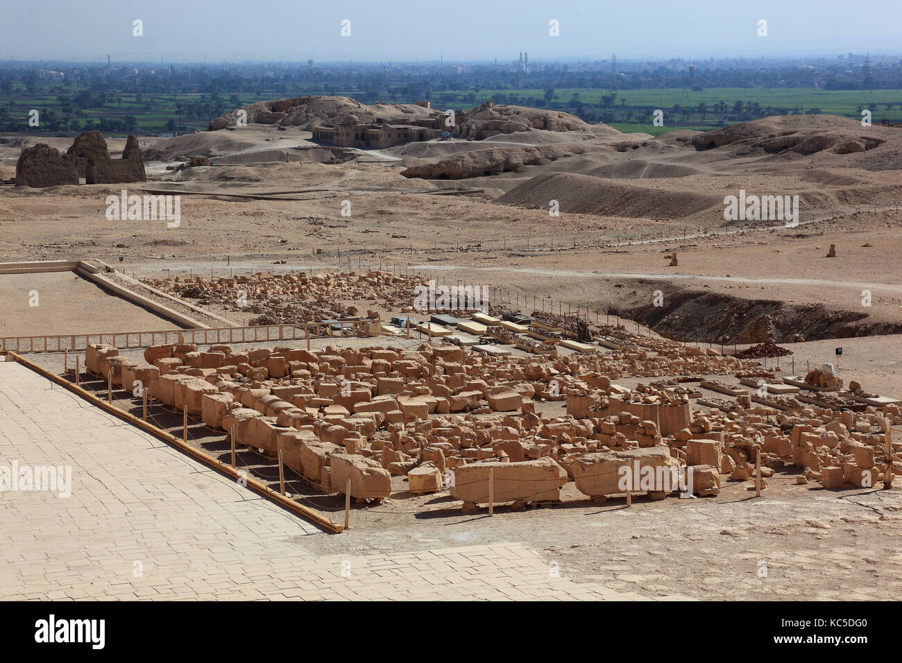 Deir el-Bahari or Dayr al-Bahri, Part of the temple, the mortuary ...