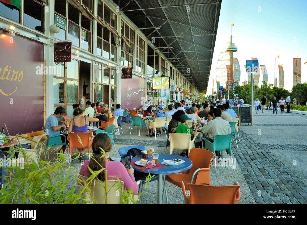 Bar restaurante lisboa hi-res stock photography and images - Alamy