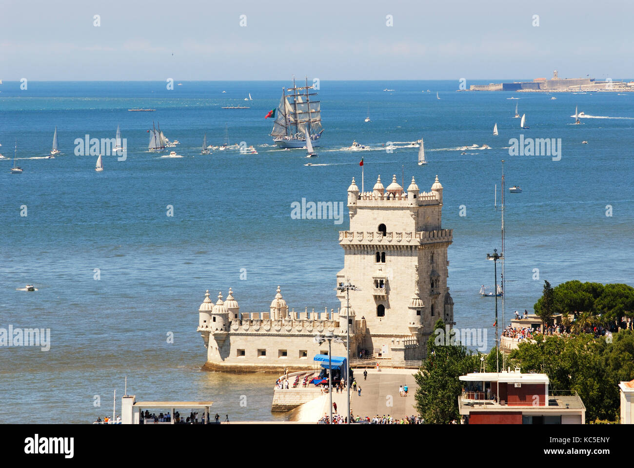 Monumento barcos hi-res stock photography and images - Alamy
