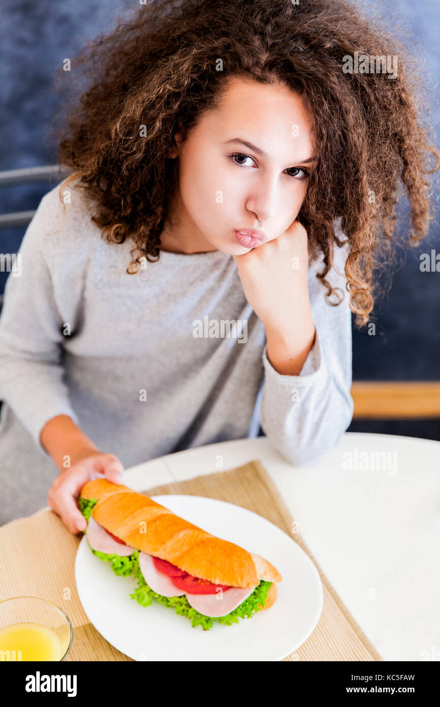Teen eating disorder hi-res stock photography and images - Alamy