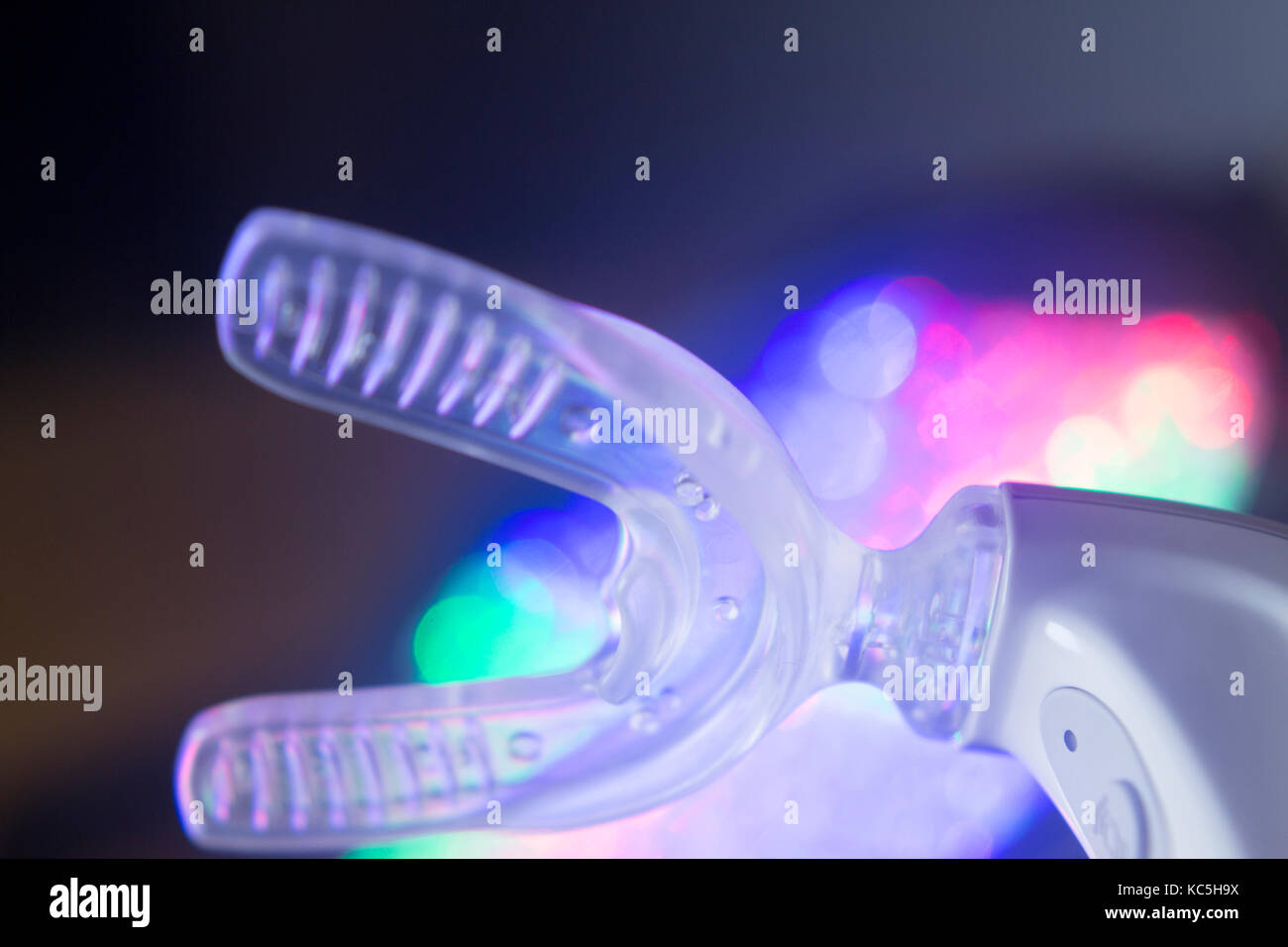 Dental bracket aligner accelerator vibrator for orthodontic ...