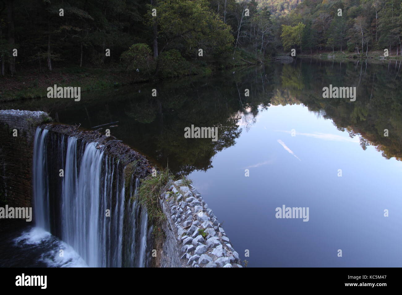 Mirror Lake Falls High Resolution Stock Photography and Images - Alamy