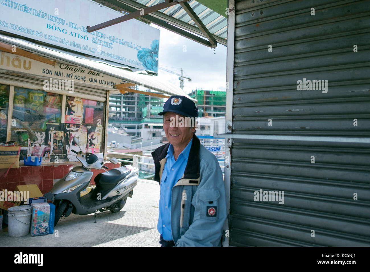 Scurity man hi-res stock photography and images - Alamy