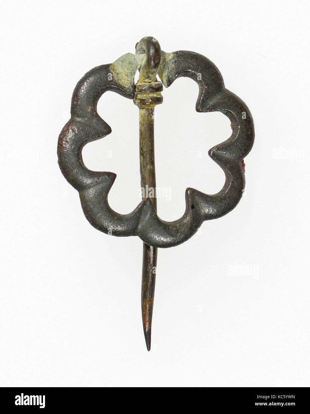 Ring Brooch, 13th century, European, Copper alloy, Overall Diameter: 1 ...