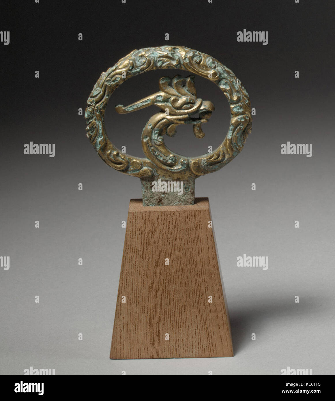 Sword Pommel with Phoenix Head, 5th–6th century, Japan, Gilt bronze, H ...