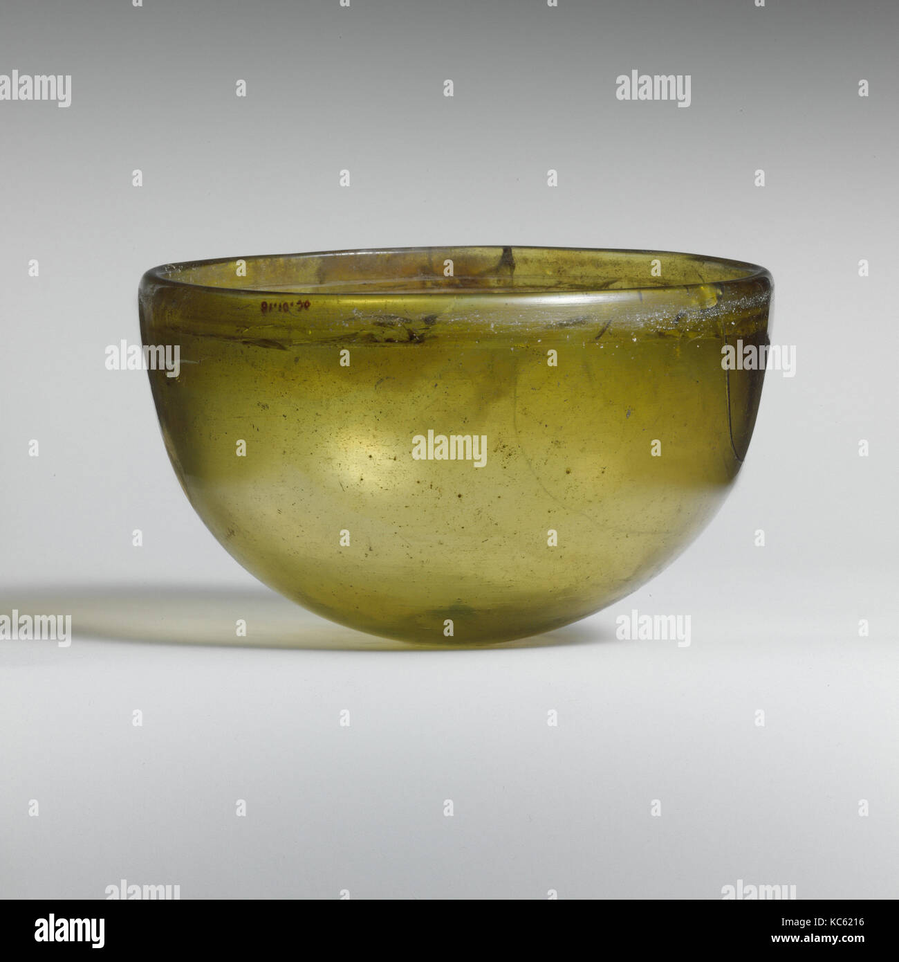 Hemispherical bottom hi-res stock photography and images - Alamy