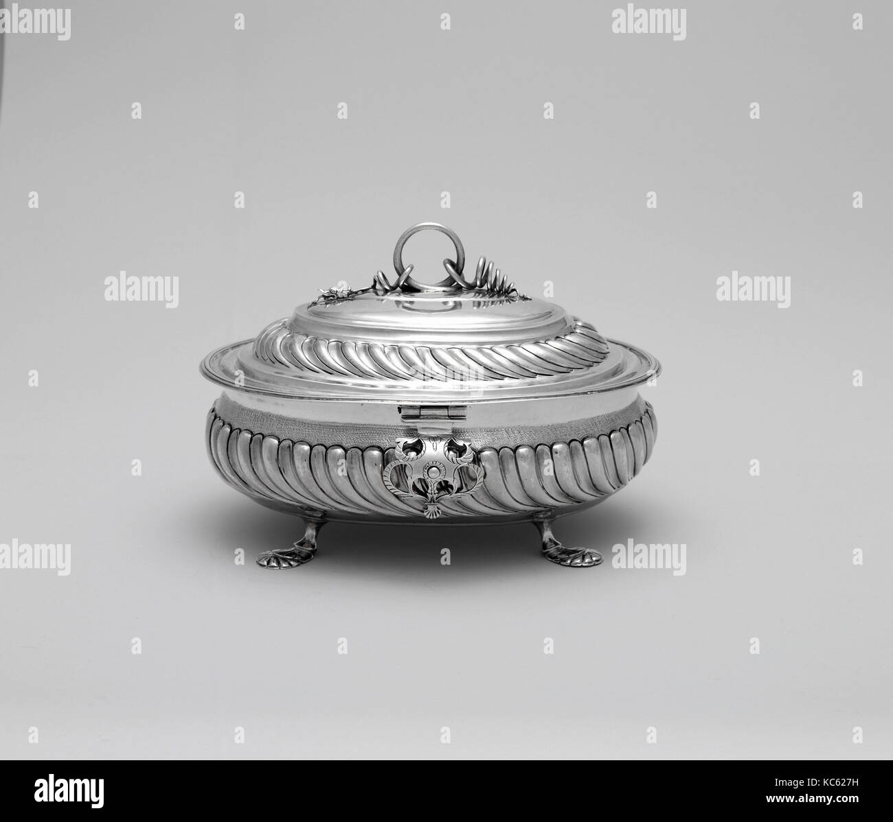 6 oz boxes hi-res stock photography and images - Alamy