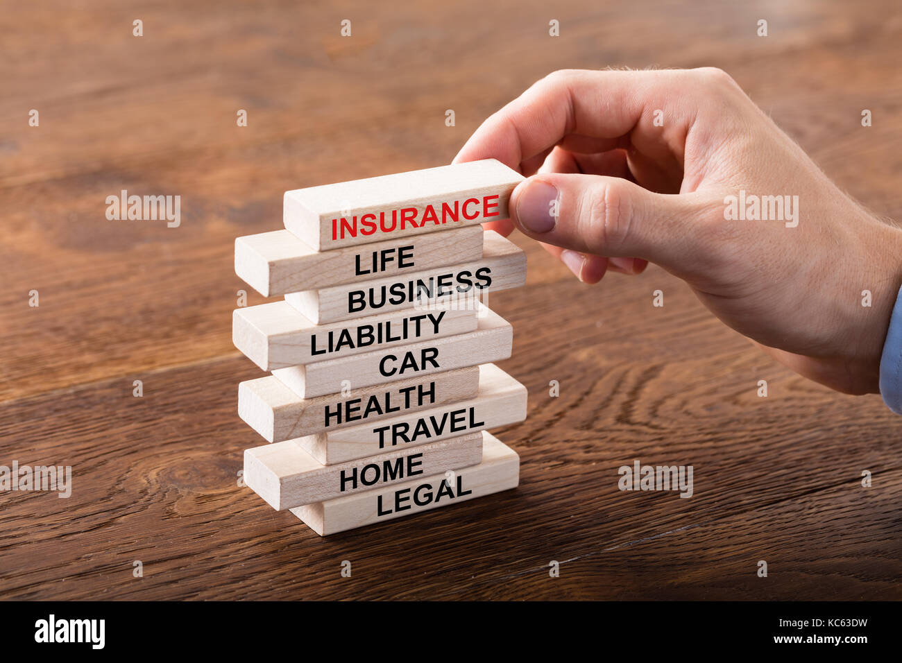 Adjusting aim hi-res stock photography and images - Alamy