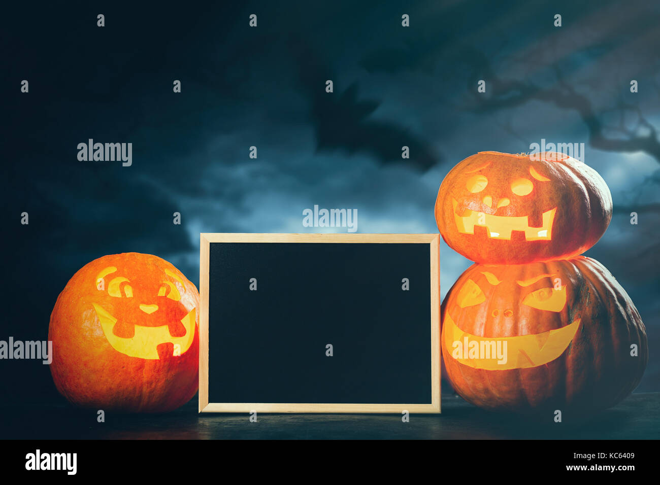 With three tone hi-res stock photography and images - Alamy