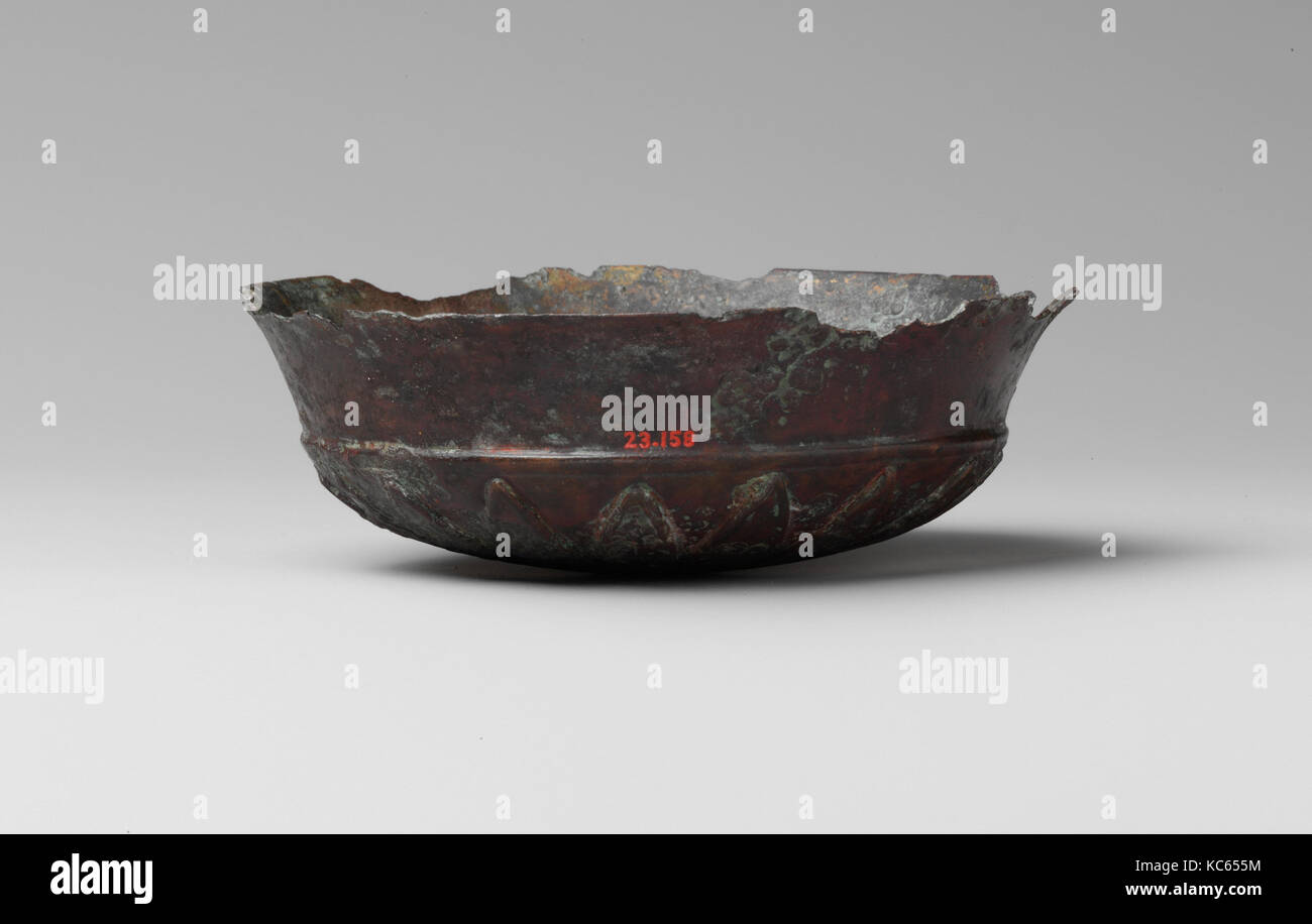 Bronze phiale (libation bowl) with rosette on the bottom, 4th century B ...
