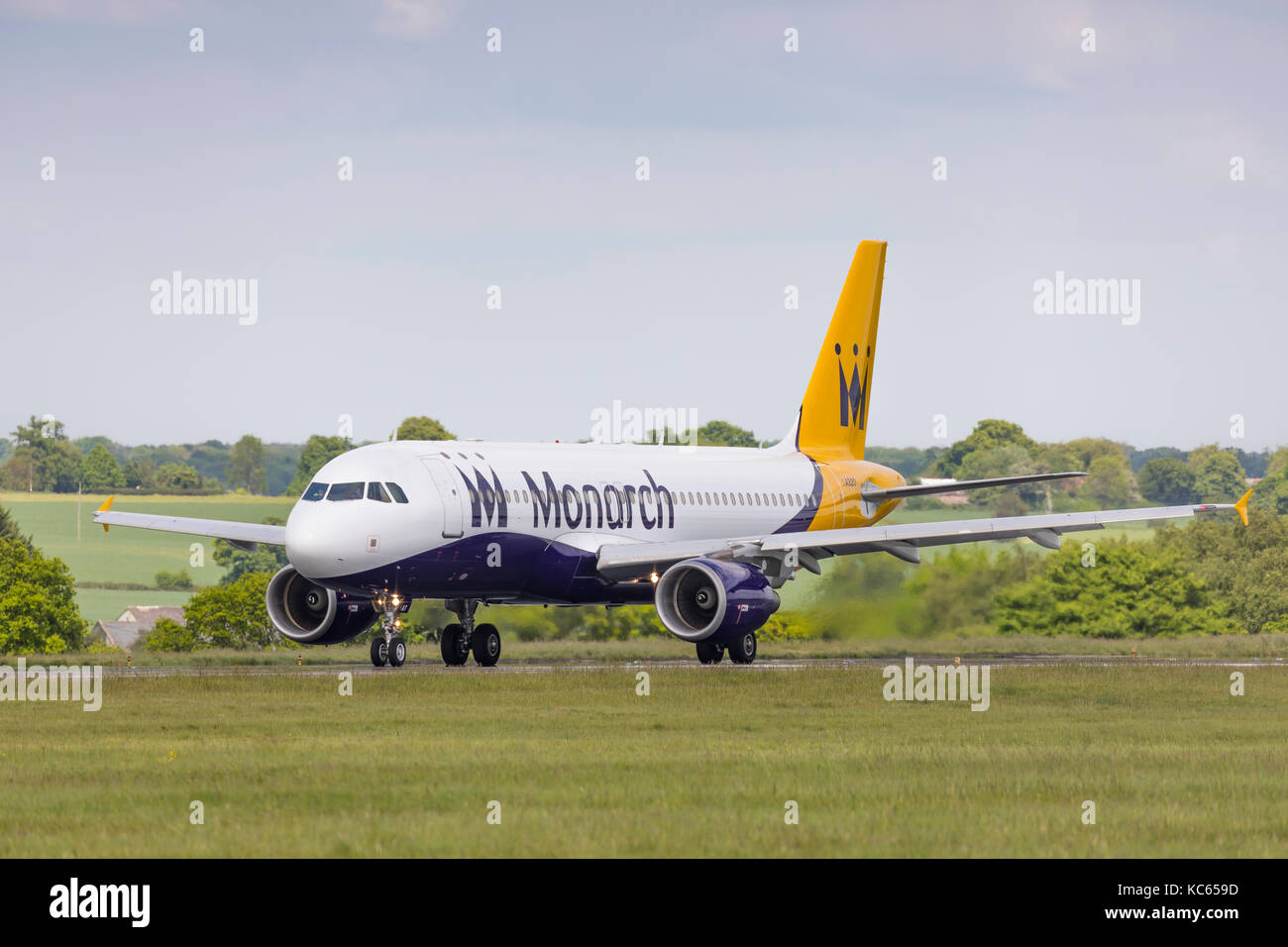 Monarch Airlines Airbus A320 G-ZBAT taking off on May 21 2017 at London ...