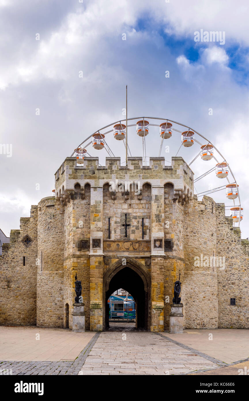 Bargate Southampton Stock Photos & Bargate Southampton Stock Images - Alamy