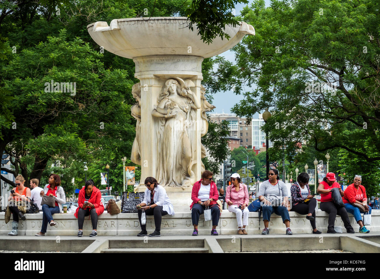 Dupont Circle Fountain High Resolution Stock Photography and Images - Alamy