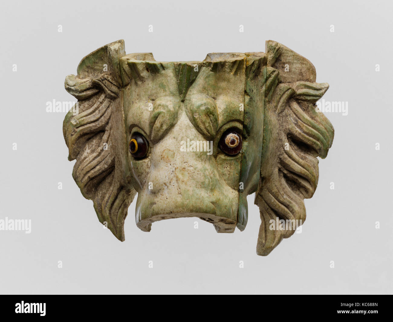 Bone lions head protome hi-res stock photography and images - Alamy