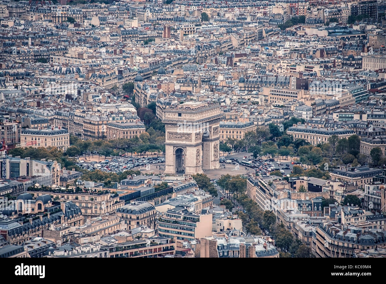 Arc de triomphe aerial hi-res stock photography and images - Alamy