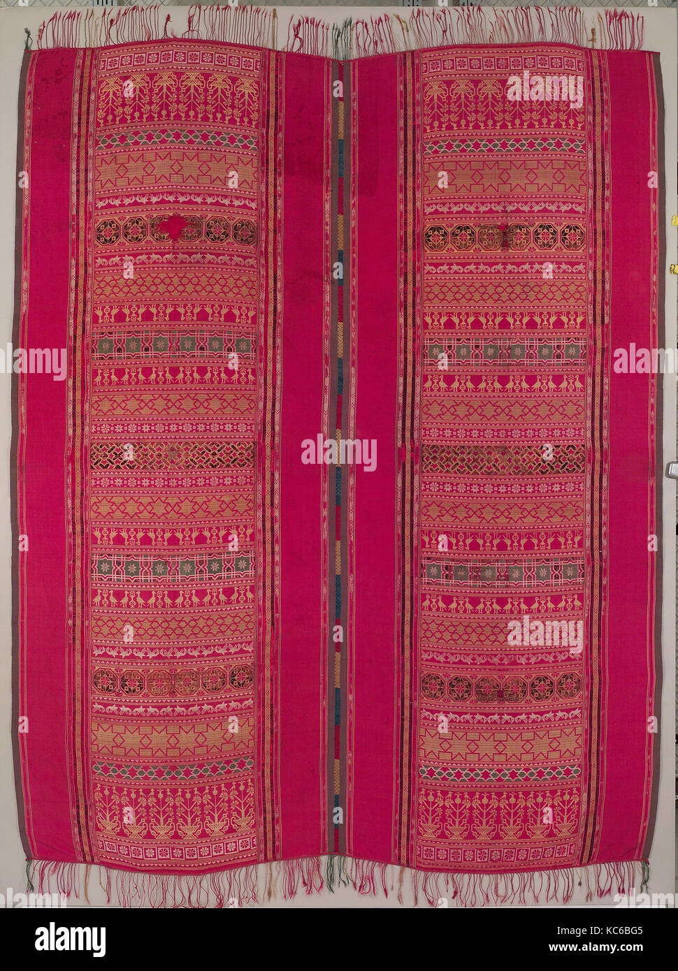 Hanging, 18th century, Attributed to Tunisia, Silk; damask weave ...