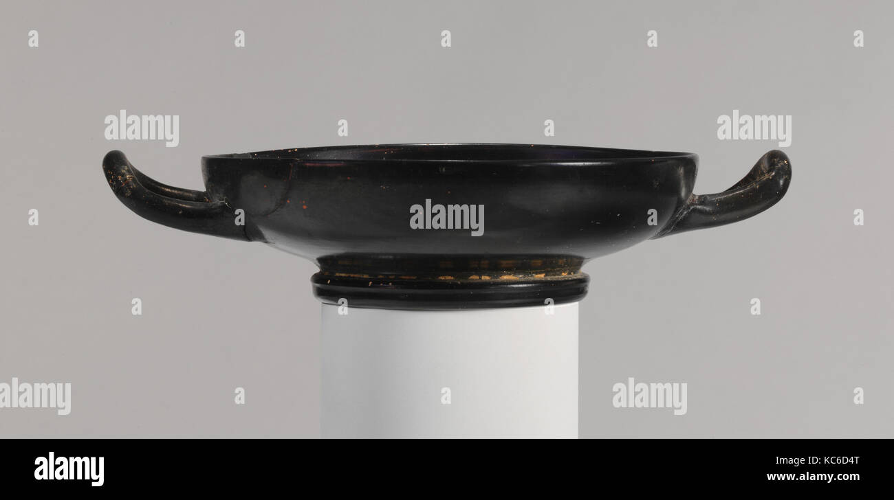 Terracotta stemless kylix (drinking cup), 5th century B.C Stock Photo ...