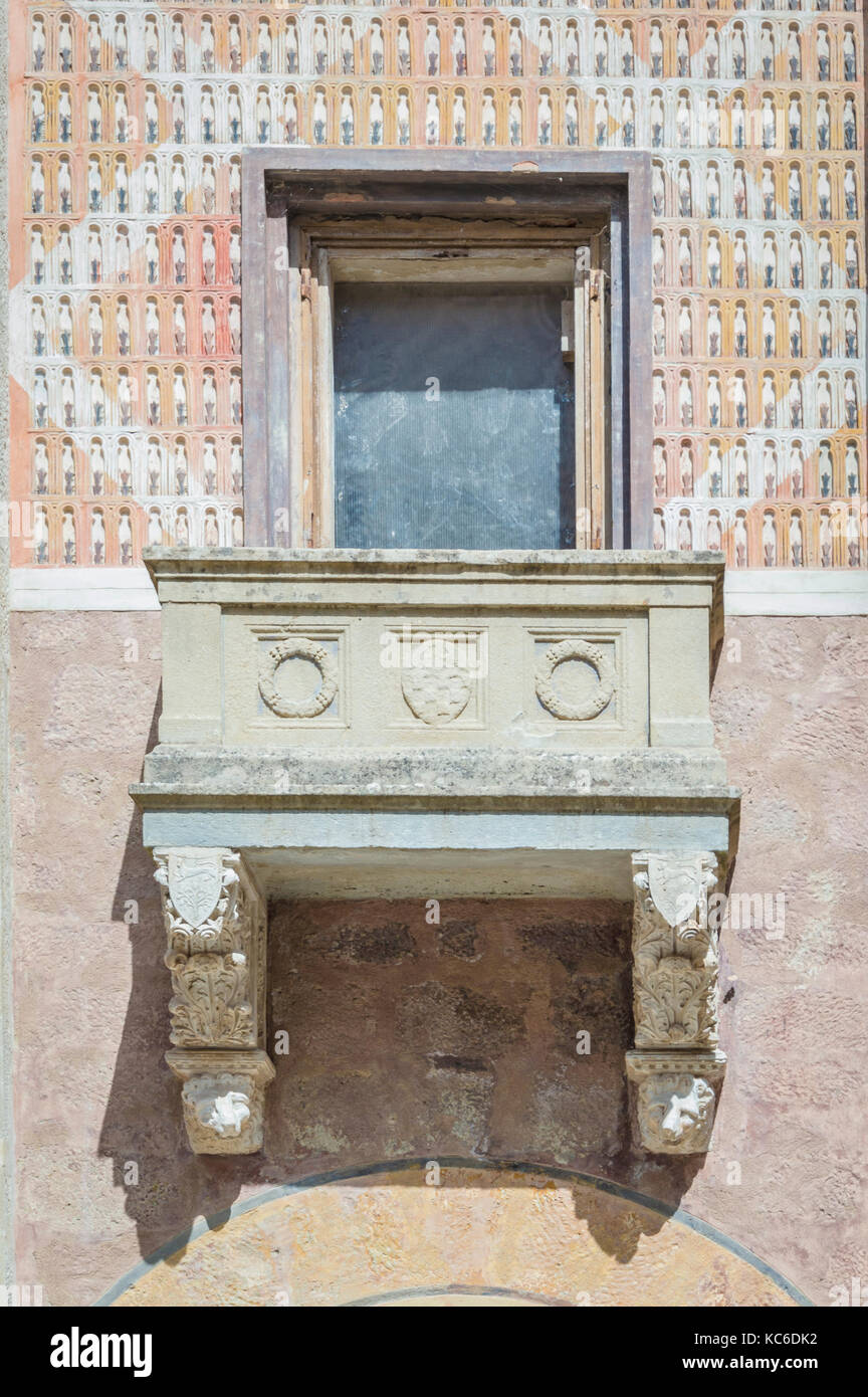 Medieval style house hi-res stock photography and images - Alamy