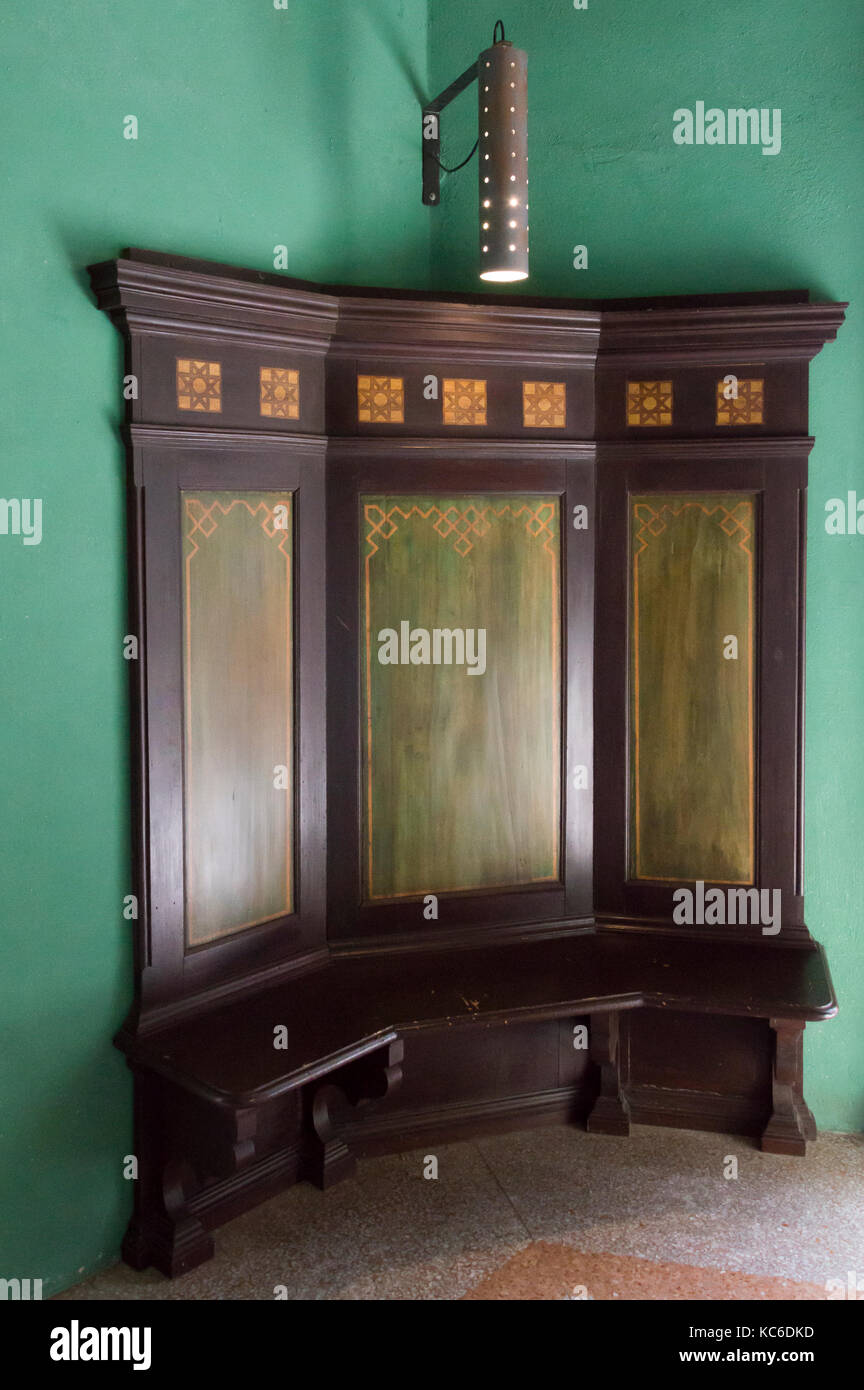 Confessional of a church hi-res stock photography and images - Alamy