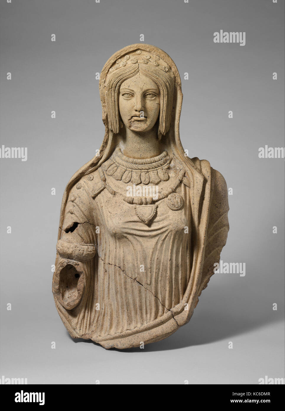 Aeneas statue hi-res stock photography and images - Alamy
