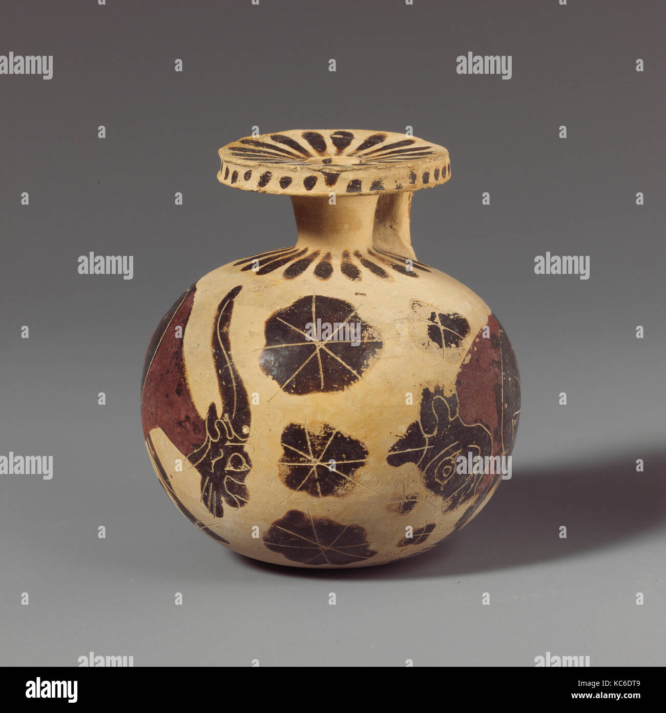 Terracotta aryballos (oil flask), Early Corinthian, ca. 620–590 B.C ...