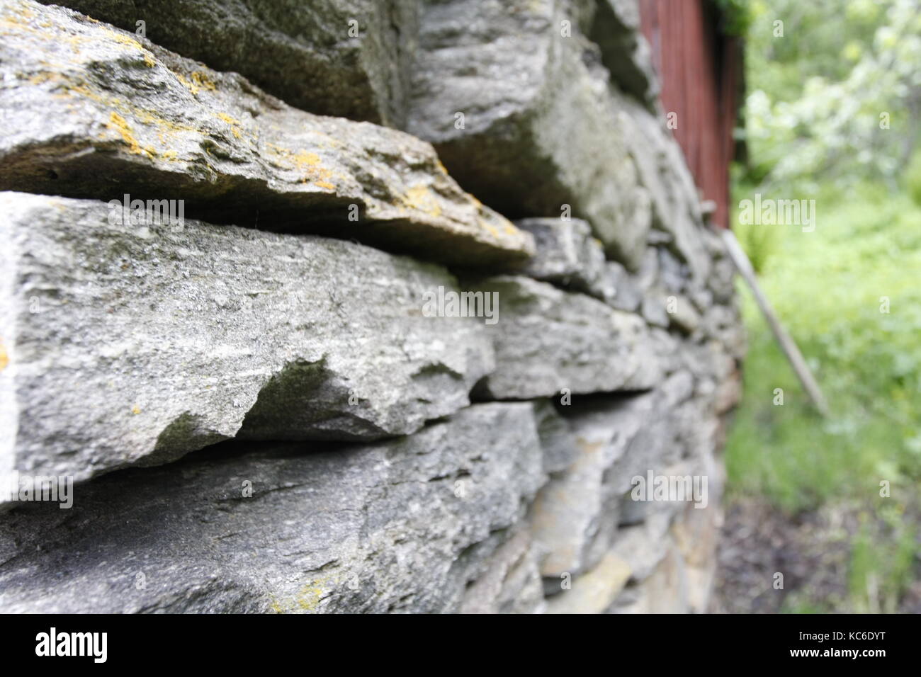 Old stone foundation hi-res stock photography and images - Alamy
