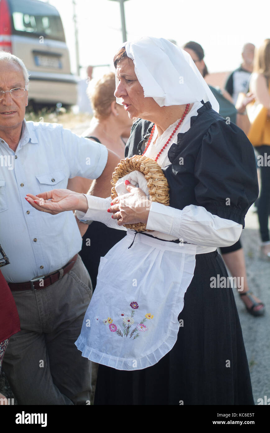 Typical italian folklore women celebrating Virgin Mary August holiday ...