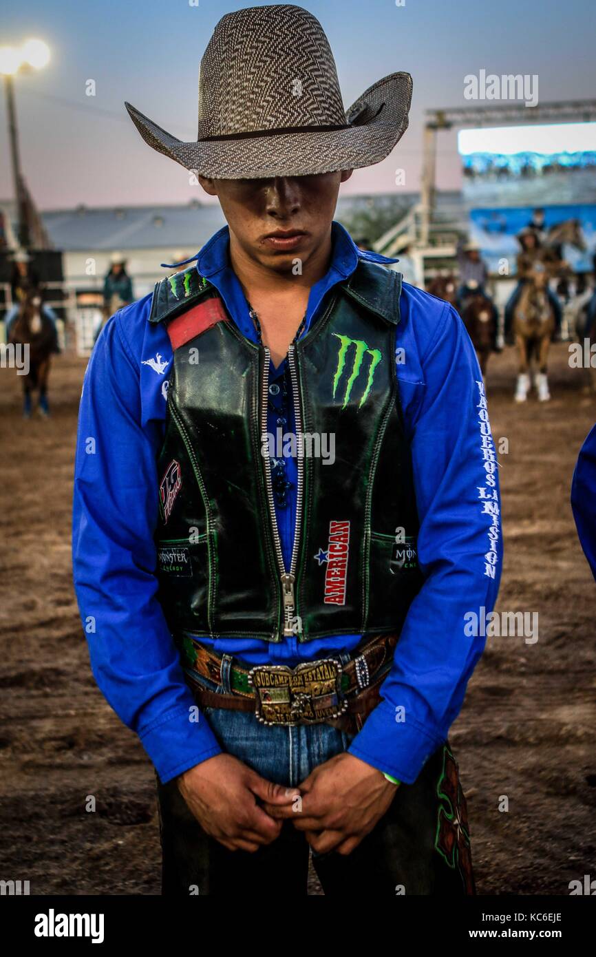 Behind the scene of the sport of Vaqueros, horse riders and Jineteo de ...