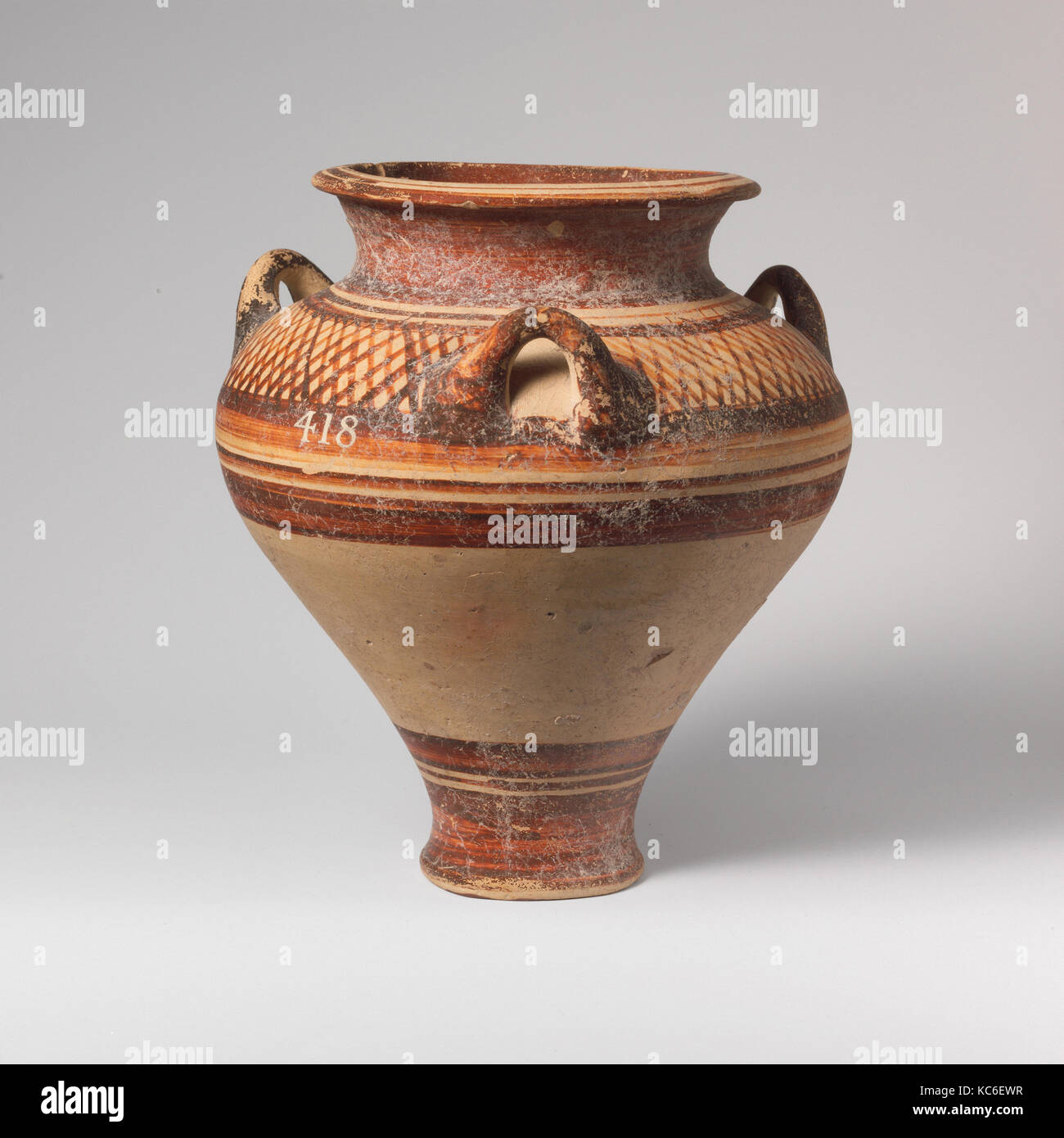 Mycenaean pithoid jar hi-res stock photography and images - Alamy