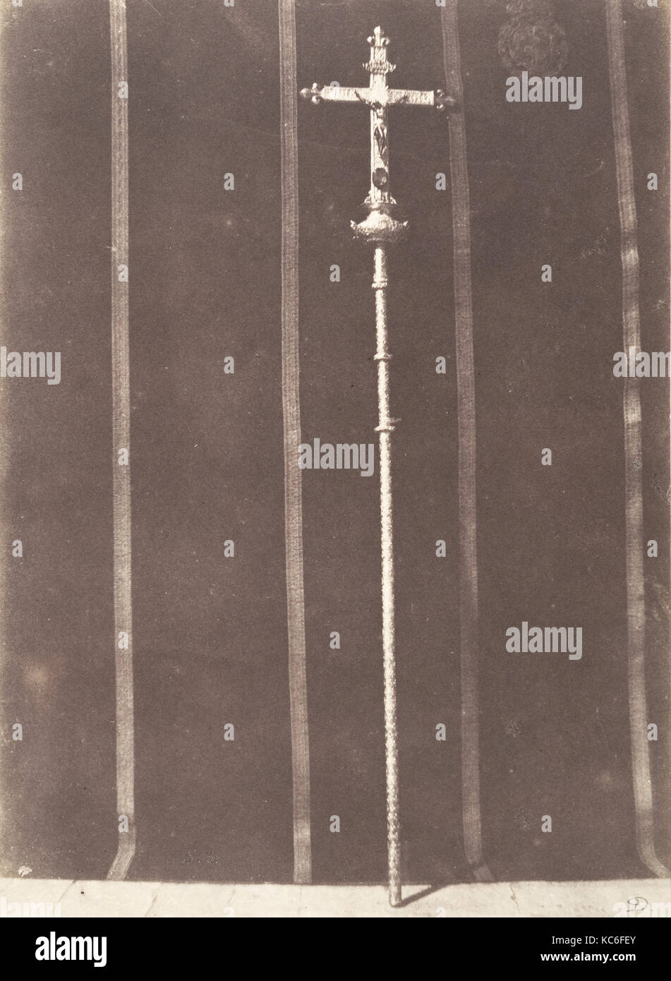 Jérusalem, croix en argent ciselé, donnée par Louis XIII à l'Eglise du ...