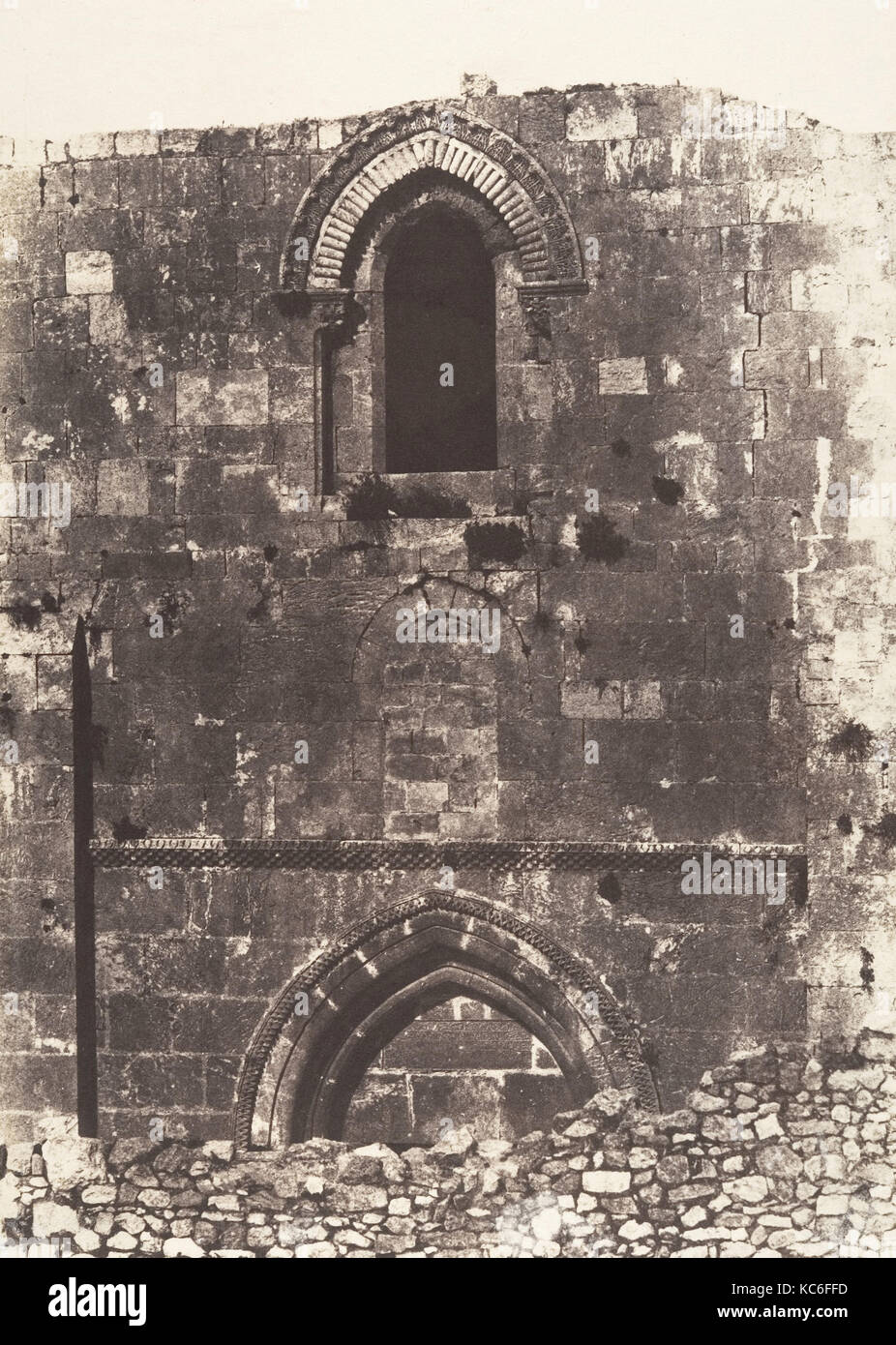 Jérusalem, Église Sainte-Anne, Façade, Auguste Salzmann, 1854 Stock ...