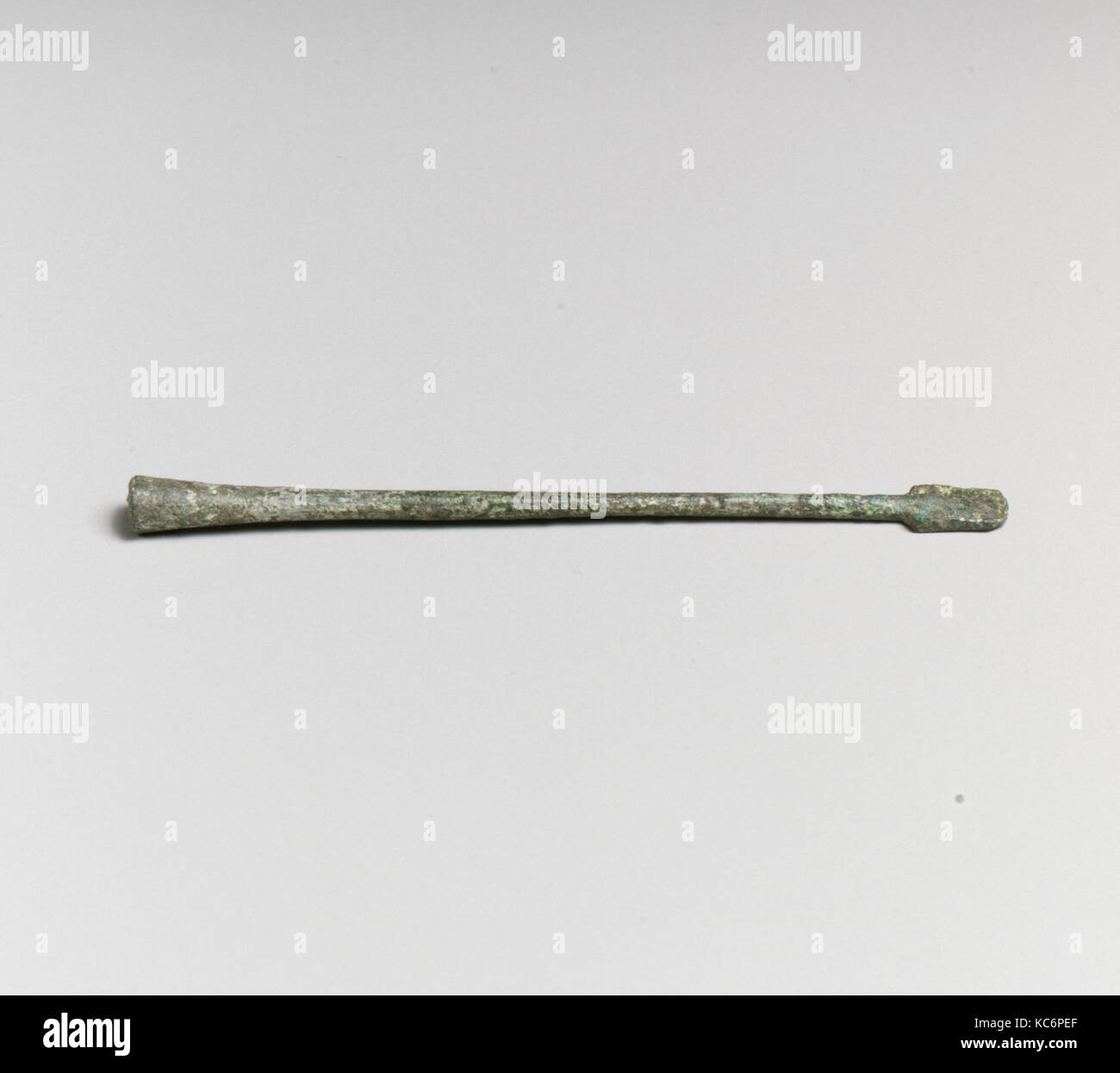 Chisel or ligula, Roman, Bronze, Other: 3 3/4 in. (9.5 cm), Bronzes ...
