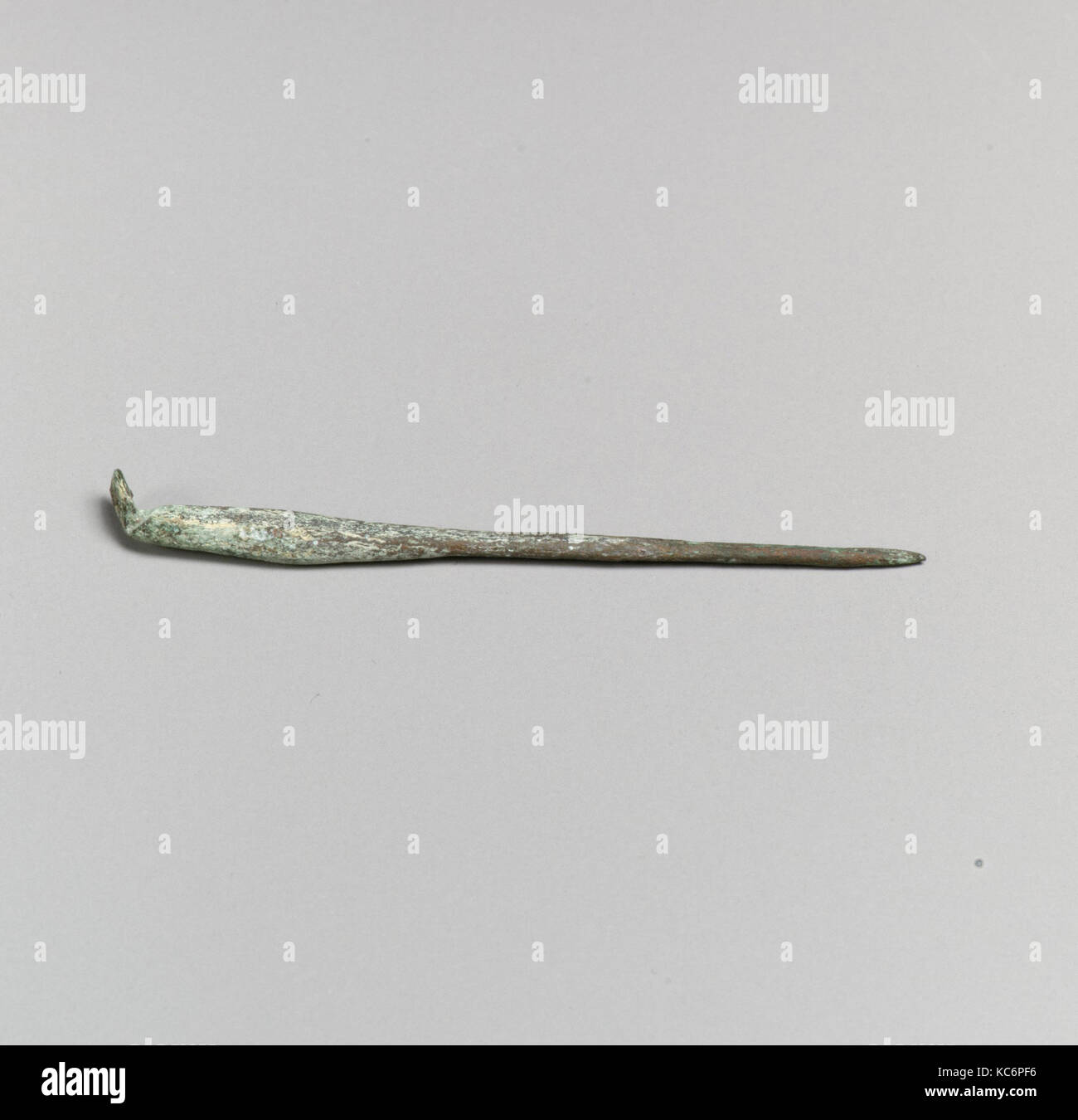 Spoon or ligula, Roman, Bronze, Other: 2 1/2 in. (6.4 cm), Bronzes ...