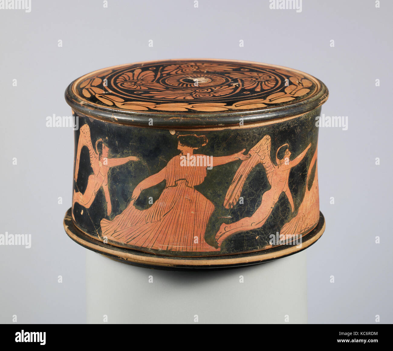 Lid 3 1 2 hi-res stock photography and images - Alamy