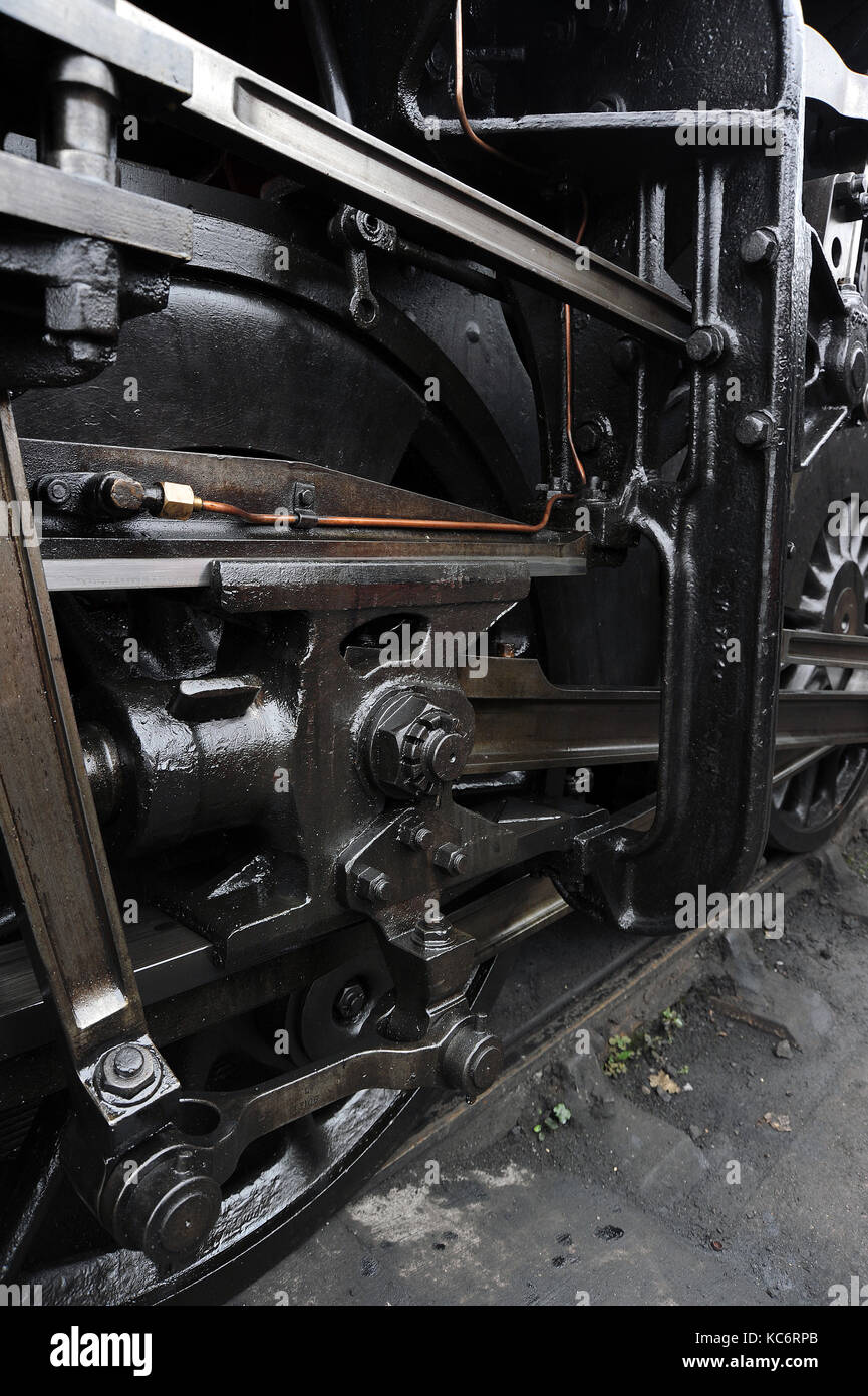 Left hand crosshead of 43106. Severn Valley Railway Stock Photo - Alamy