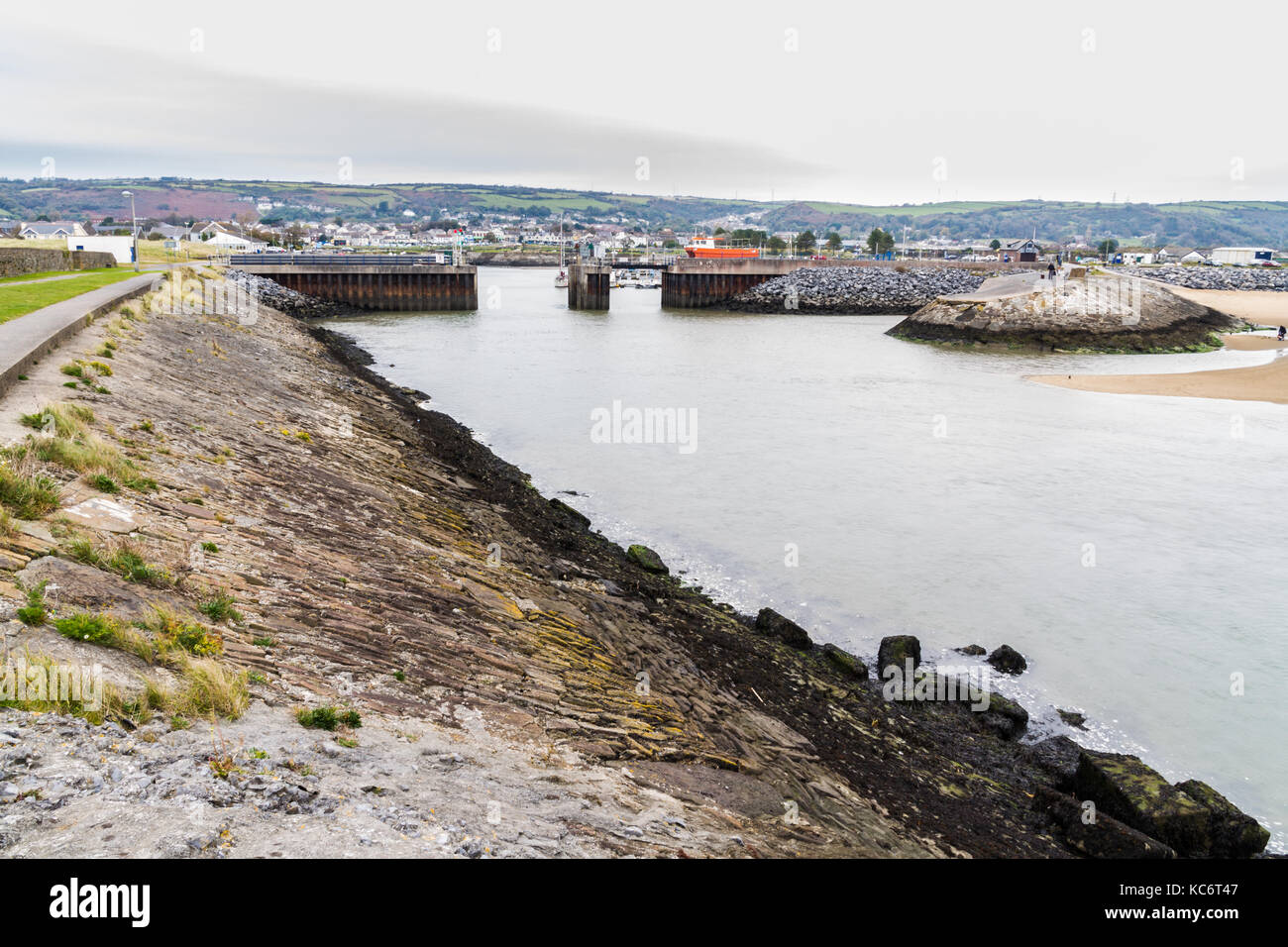 Burry port harbour hi-res stock photography and images - Alamy