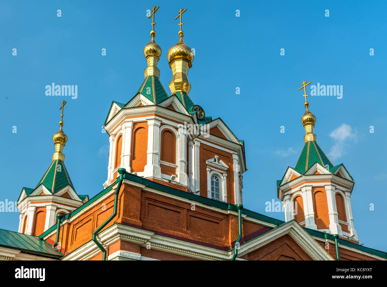 Cathedral architecture cross hi-res stock photography and images - Alamy