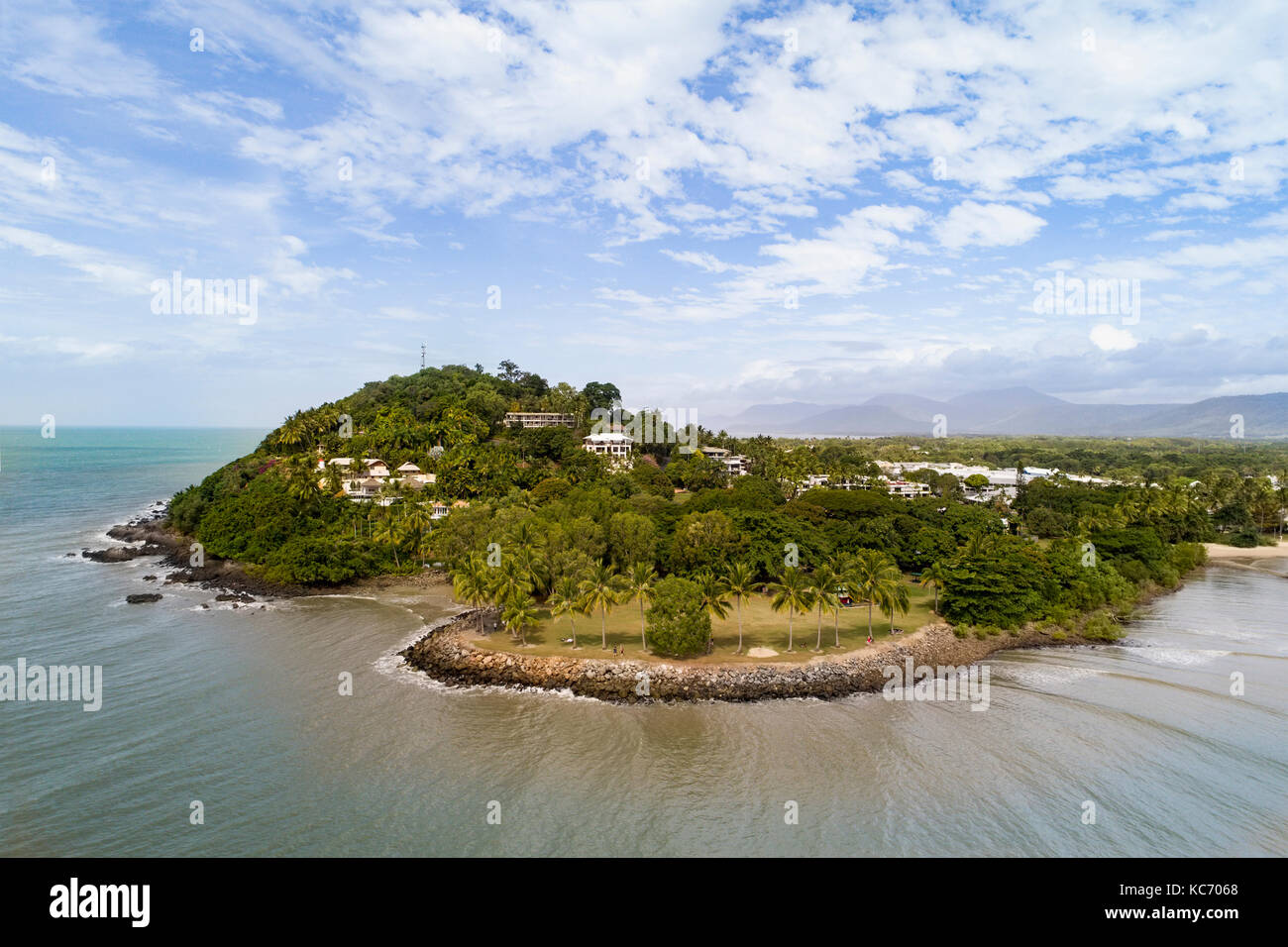 Australia, Queensland, Blue sky over coastline Stock Photo - Alamy
