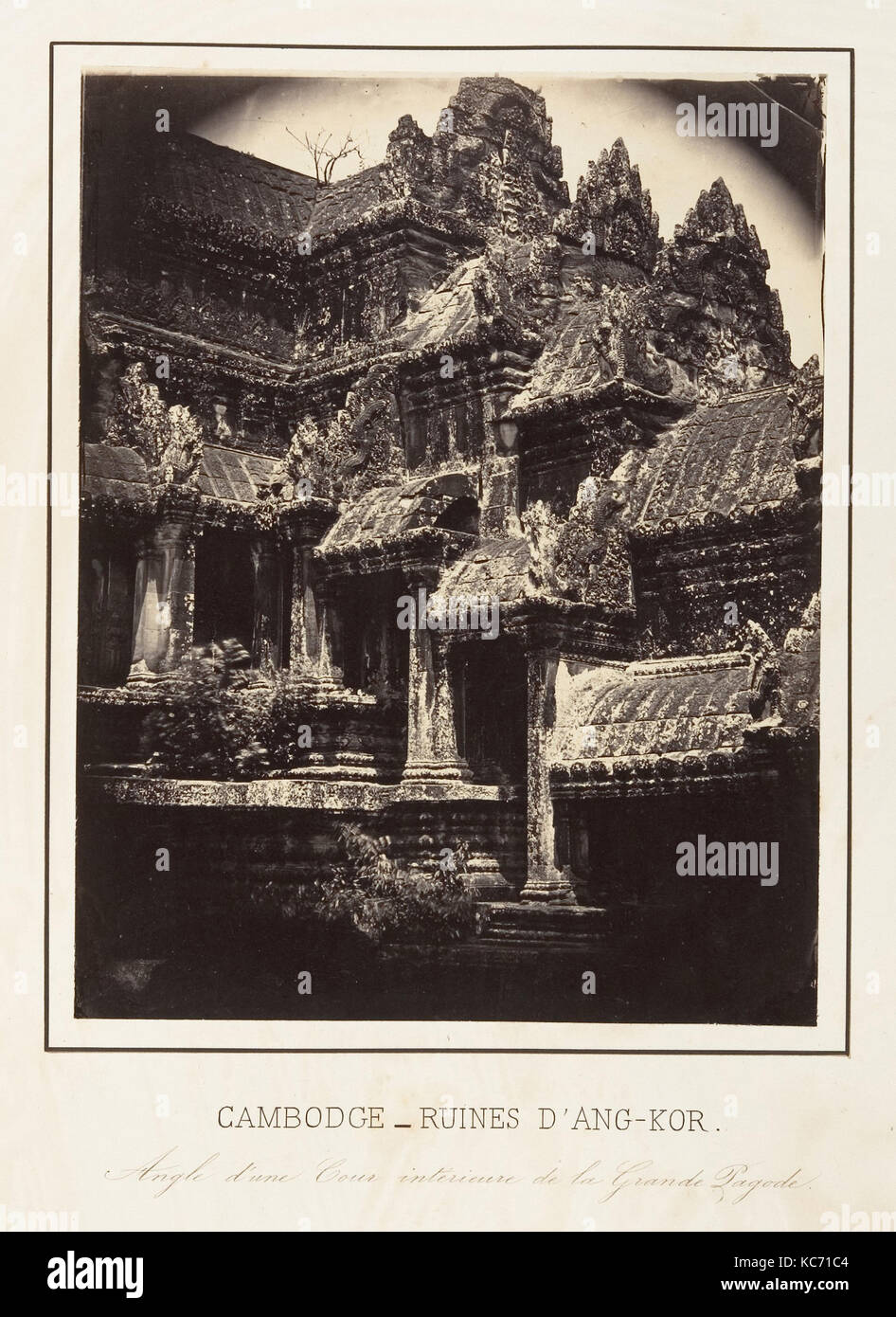 Angle d'Une Cour Intérieure de la Grande Pagode, Emile Gsell, 1866 ...