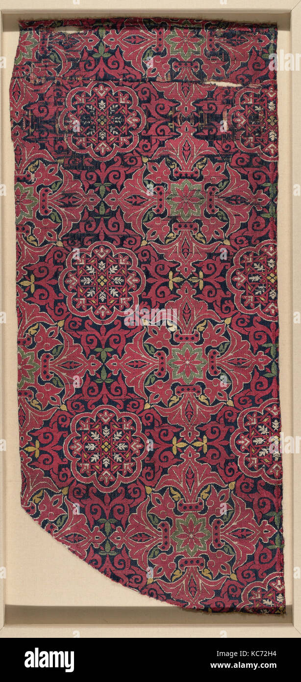 Lampas textiles hi-res stock photography and images - Alamy