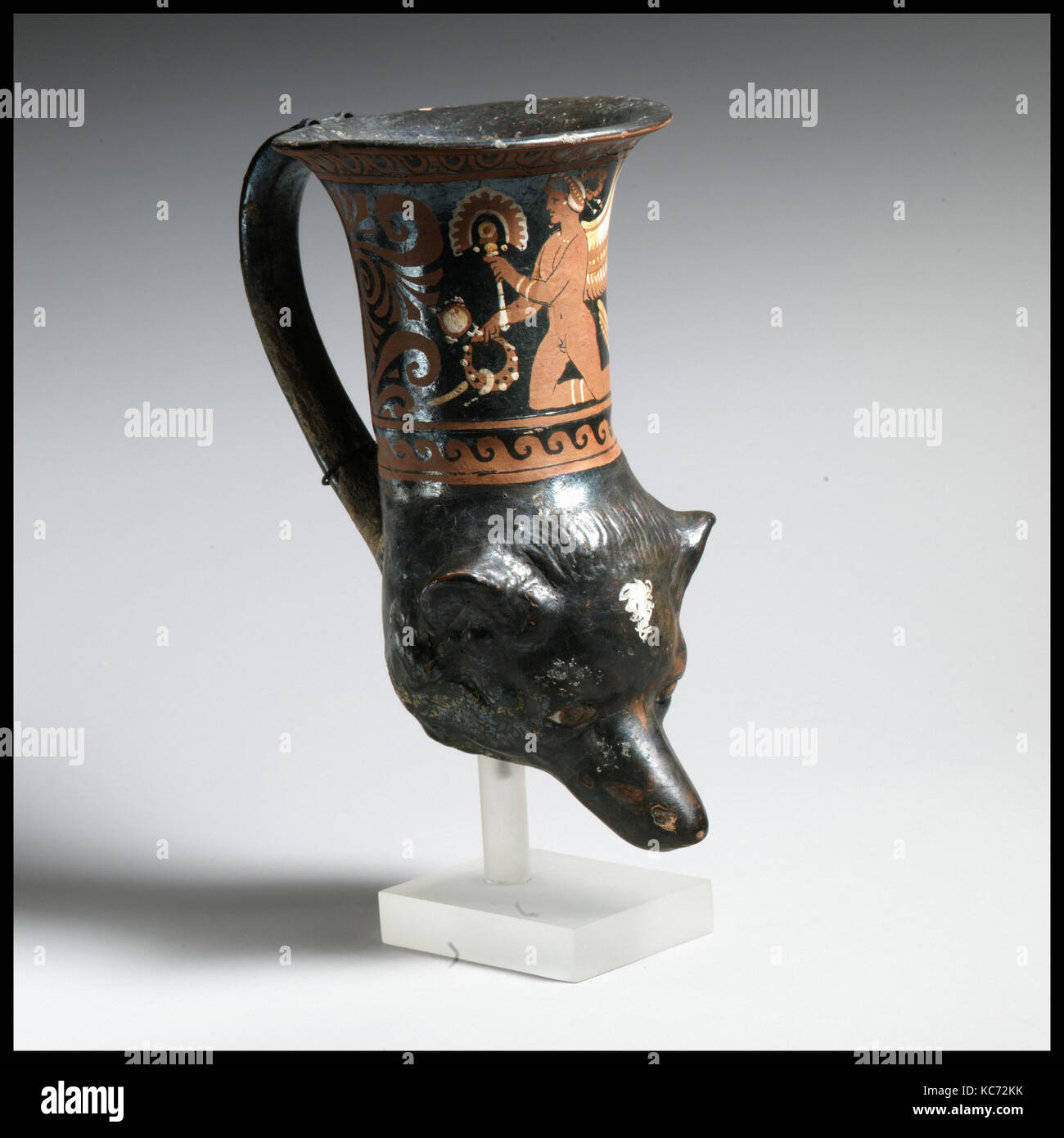Rhyton hi-res stock photography and images - Alamy