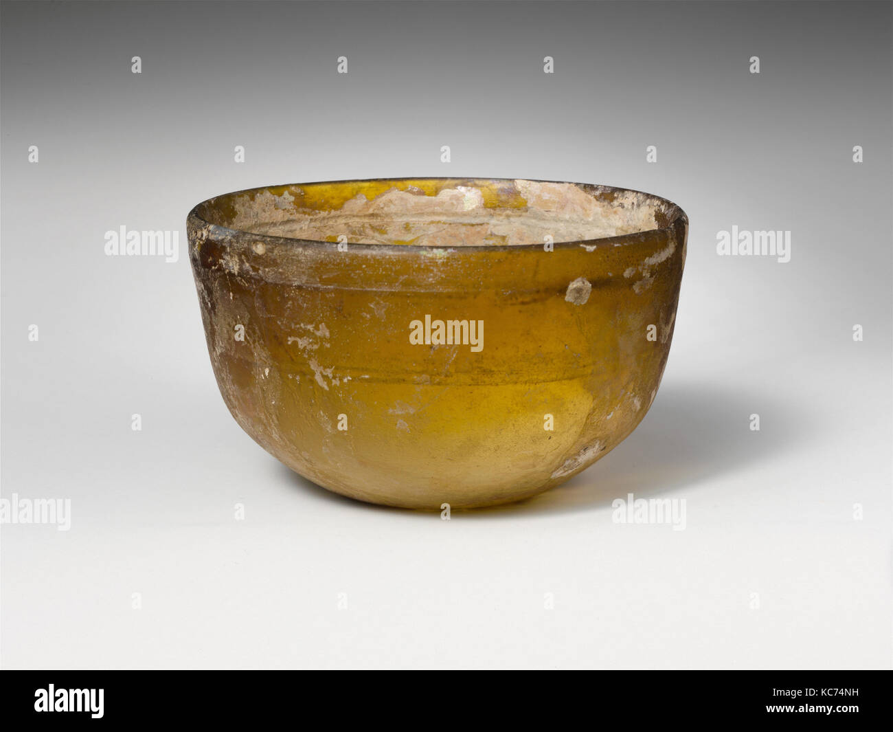 Glass bowl, late 1st century B.C.–early 1st century A.D Stock Photo - Alamy