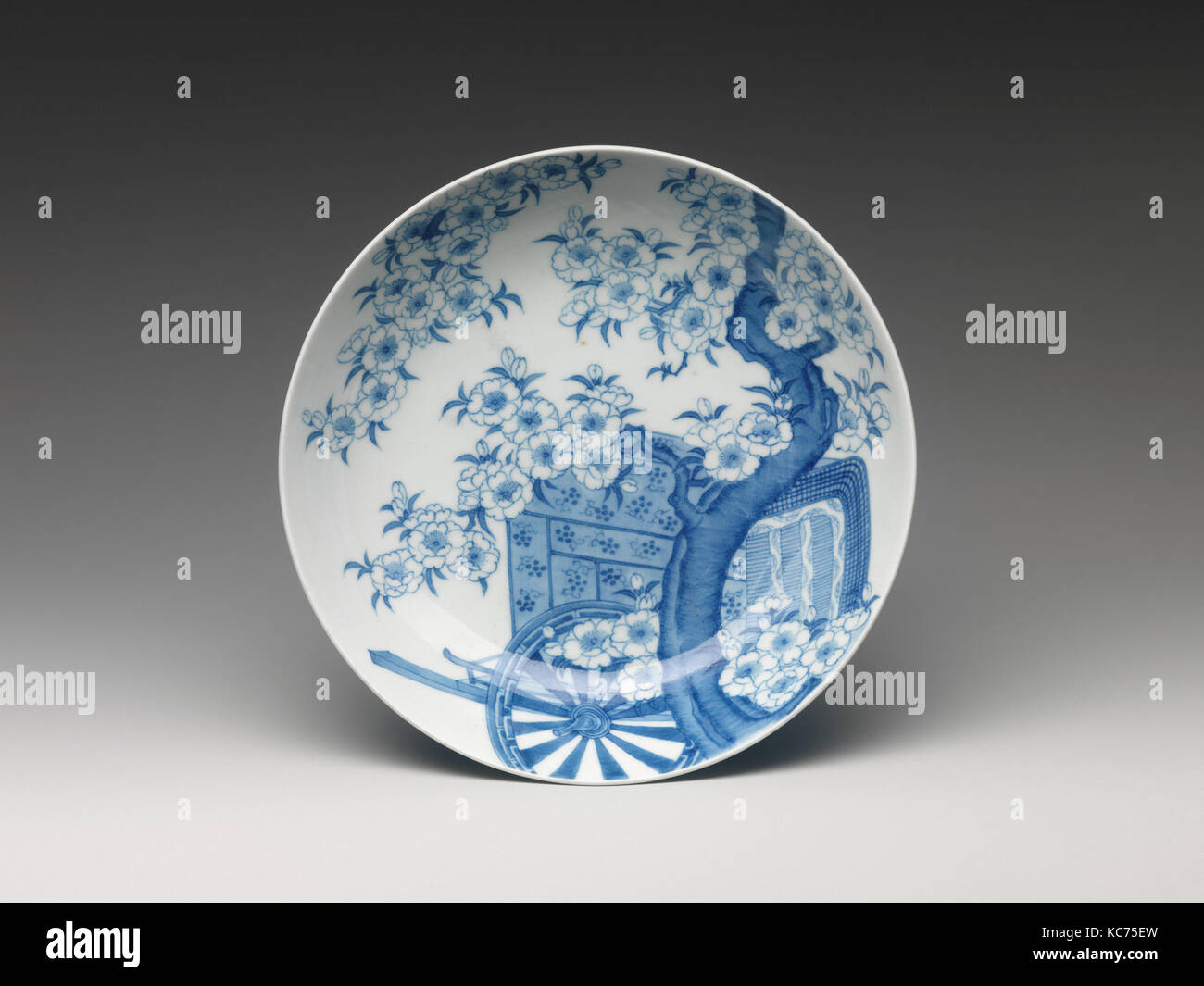 Dish with Court Carriage beneath a Cherry Tree, 染付御所車桜文皿, Edo period ...