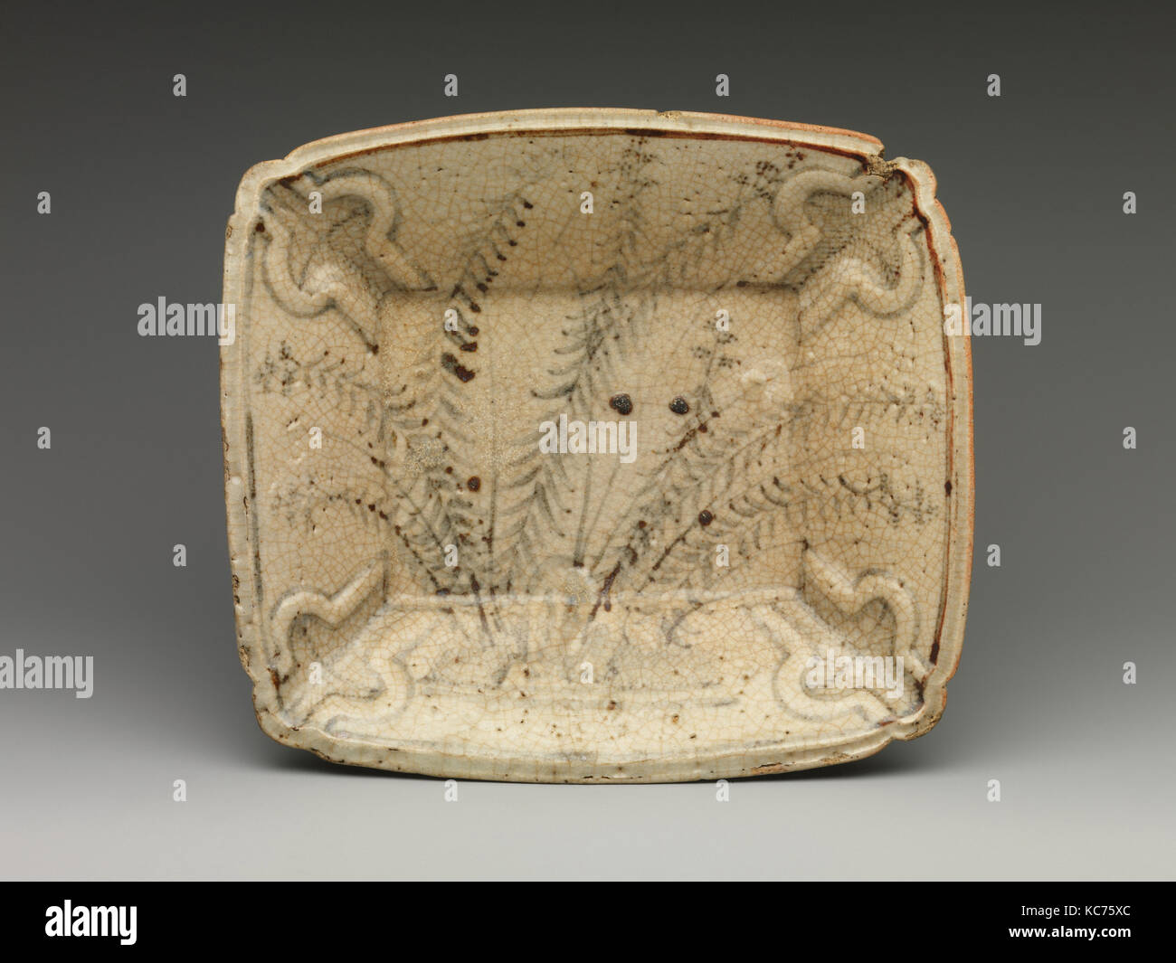 Momoyama period ceramics hi-res stock photography and images - Alamy