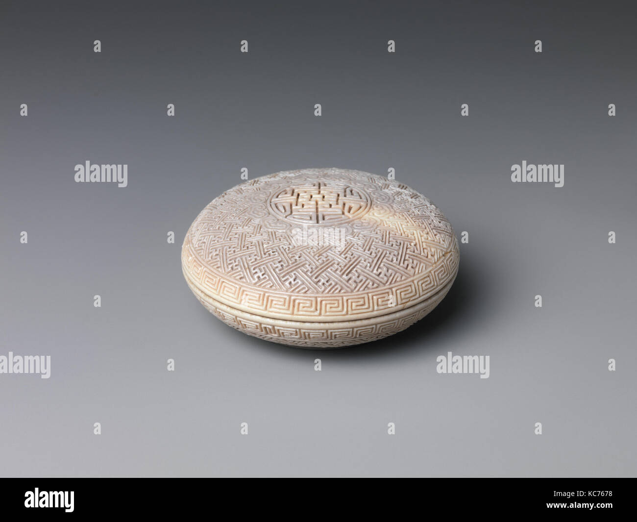 Box with Geometric Patterns, Qing dynasty (1644–1911), 18th century ...