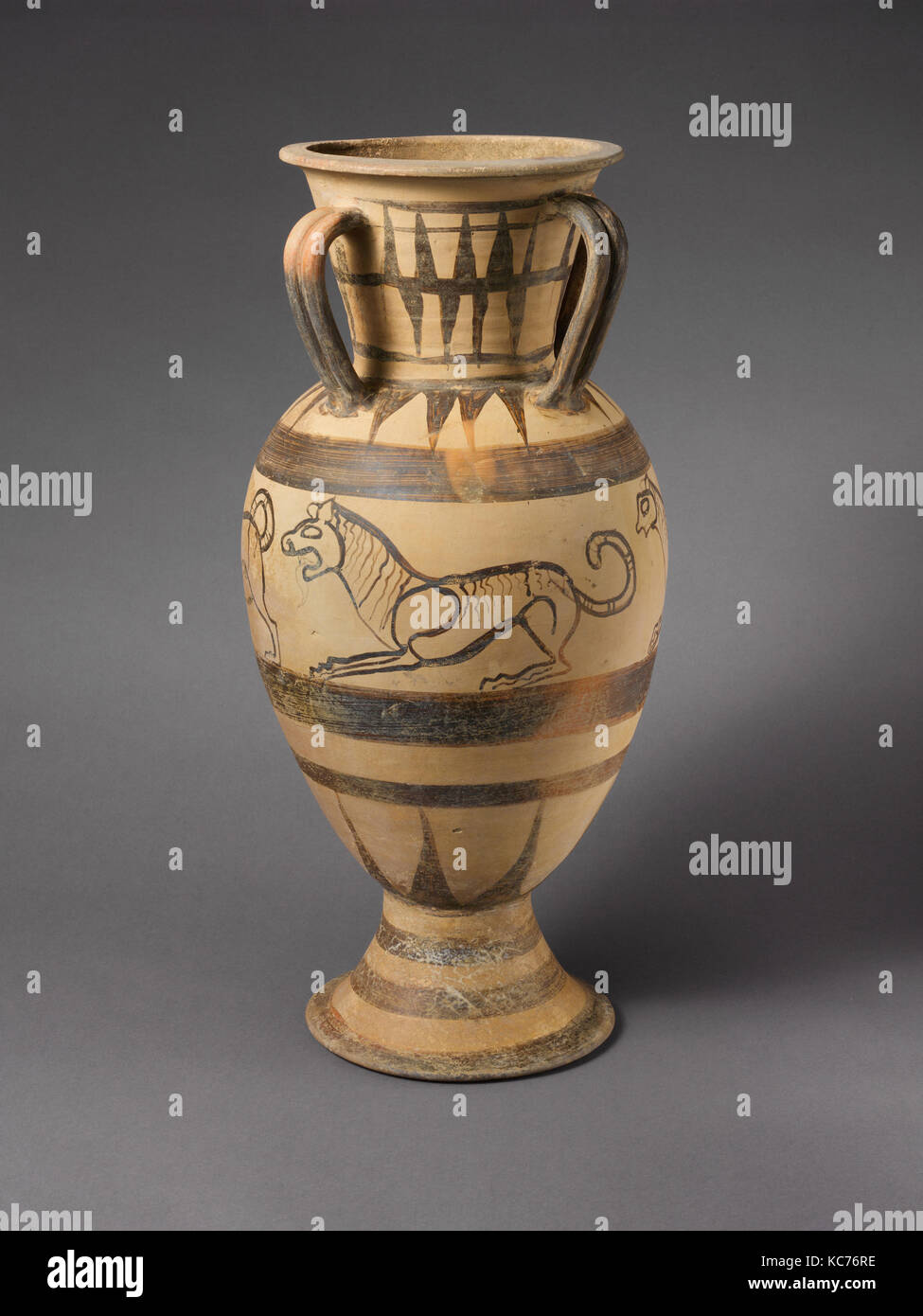 Terracotta four-handled amphora (jar), ca. 675–650 B.C Stock Photo - Alamy