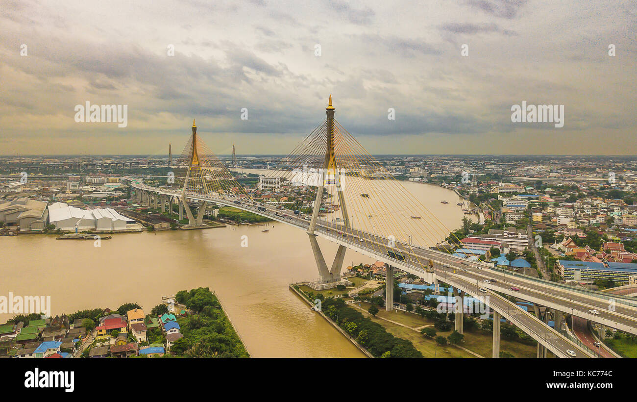 Nine eye bridge hi-res stock photography and images - Alamy