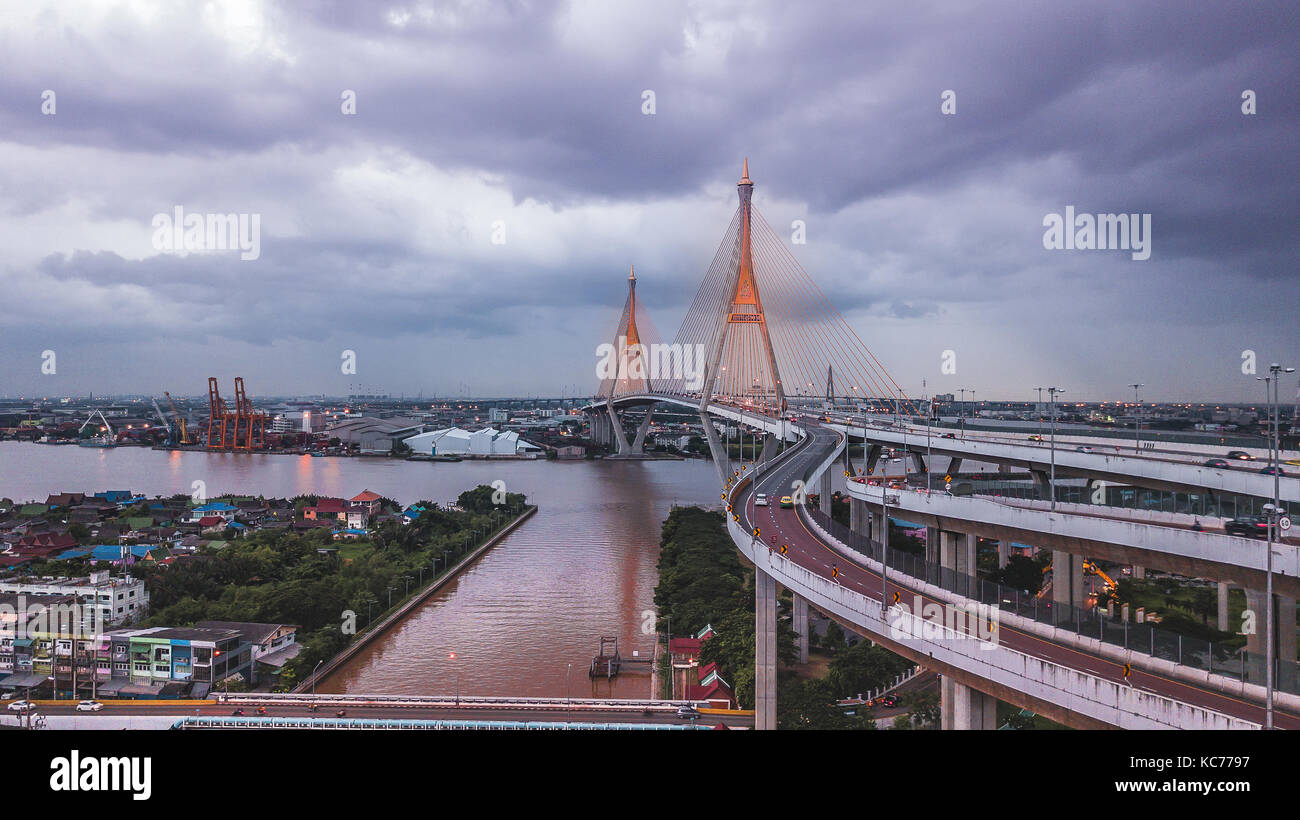Nine eye bridge hi-res stock photography and images - Alamy